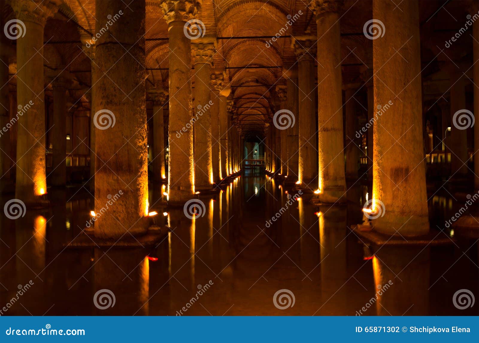 Basilica Cistern in Istanbul Stock Photo - Image of historic, turkey ...