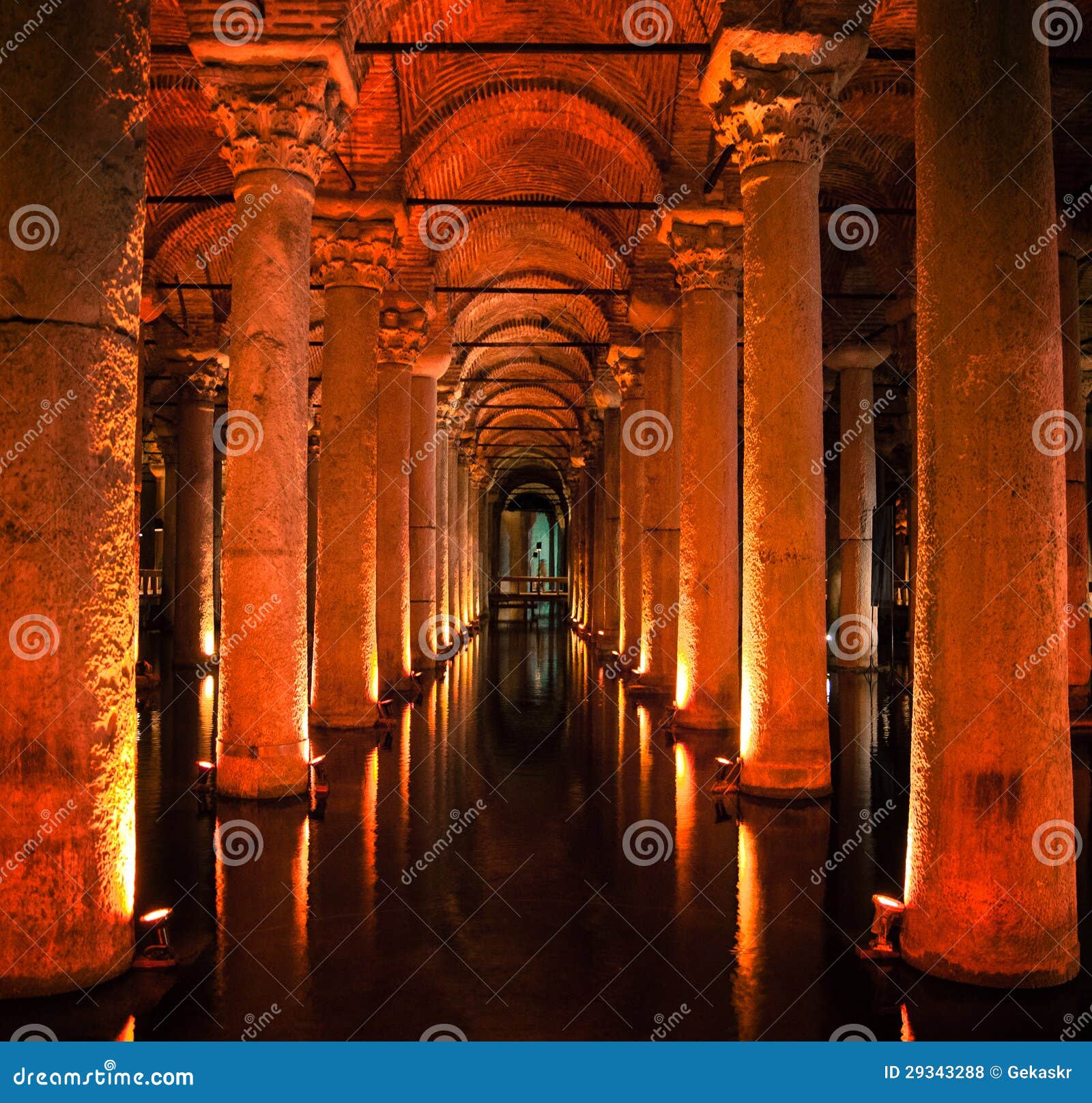 Basilica Cistern In Istanbul. The Head Of The Gorgon Medusa Editorial ...