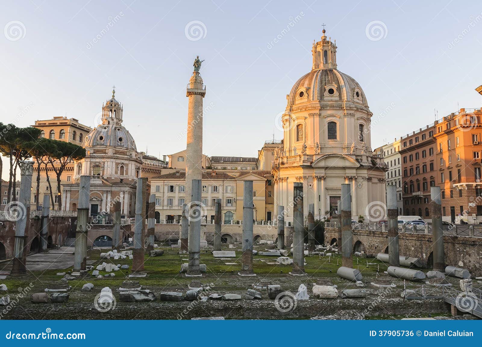 Basilica Ulpia and Trajan Column at Dawn Stock Photo - Image of italian ...