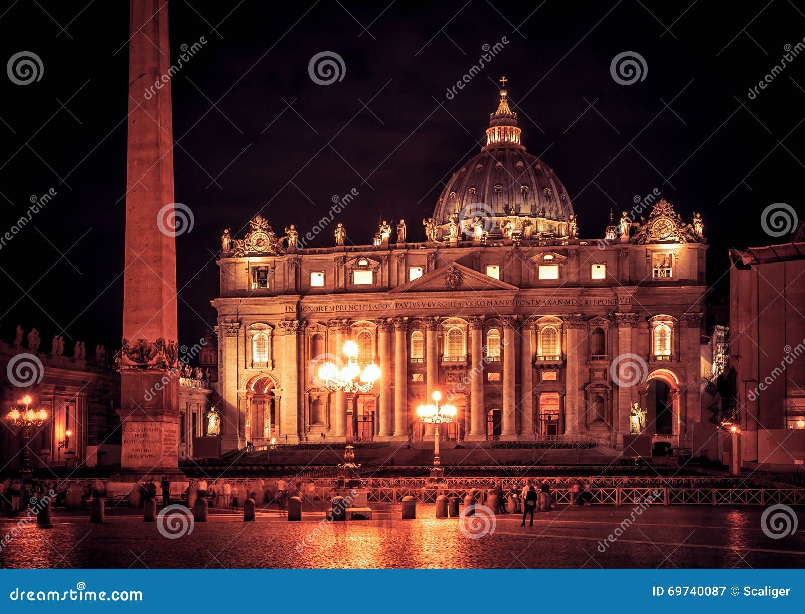 Basilika Von St Peter Nachts, Rom Redaktionelles Stockfotografie - Bild ...
