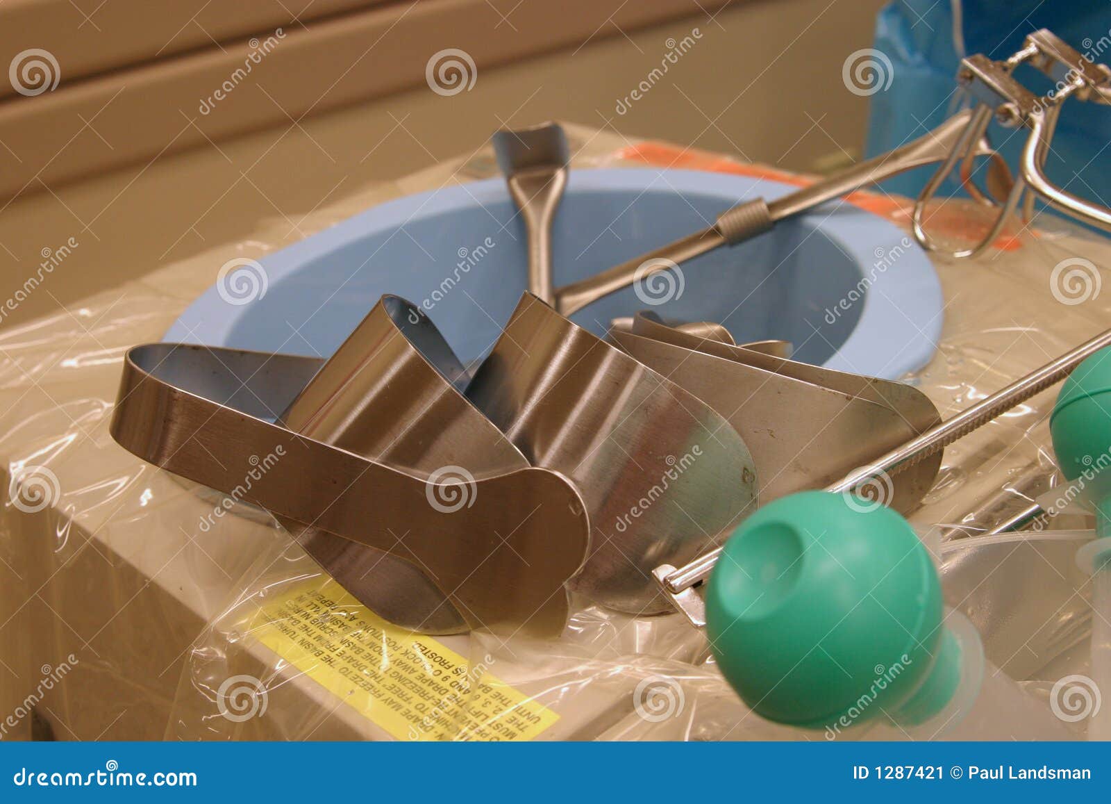 Basin With Instruments Picture. Image: 1287421