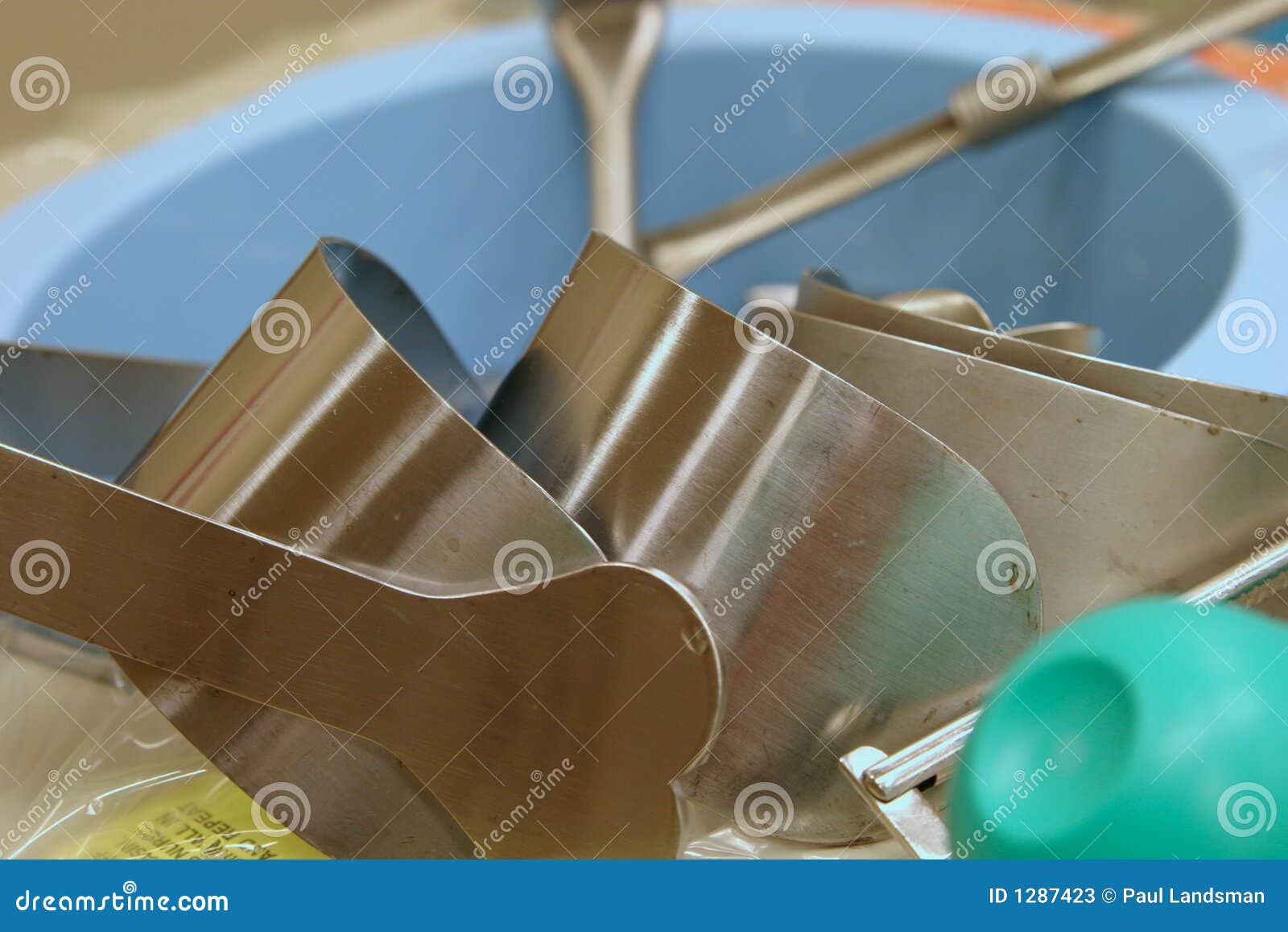 Basin With Instruments Picture. Image: 1287423