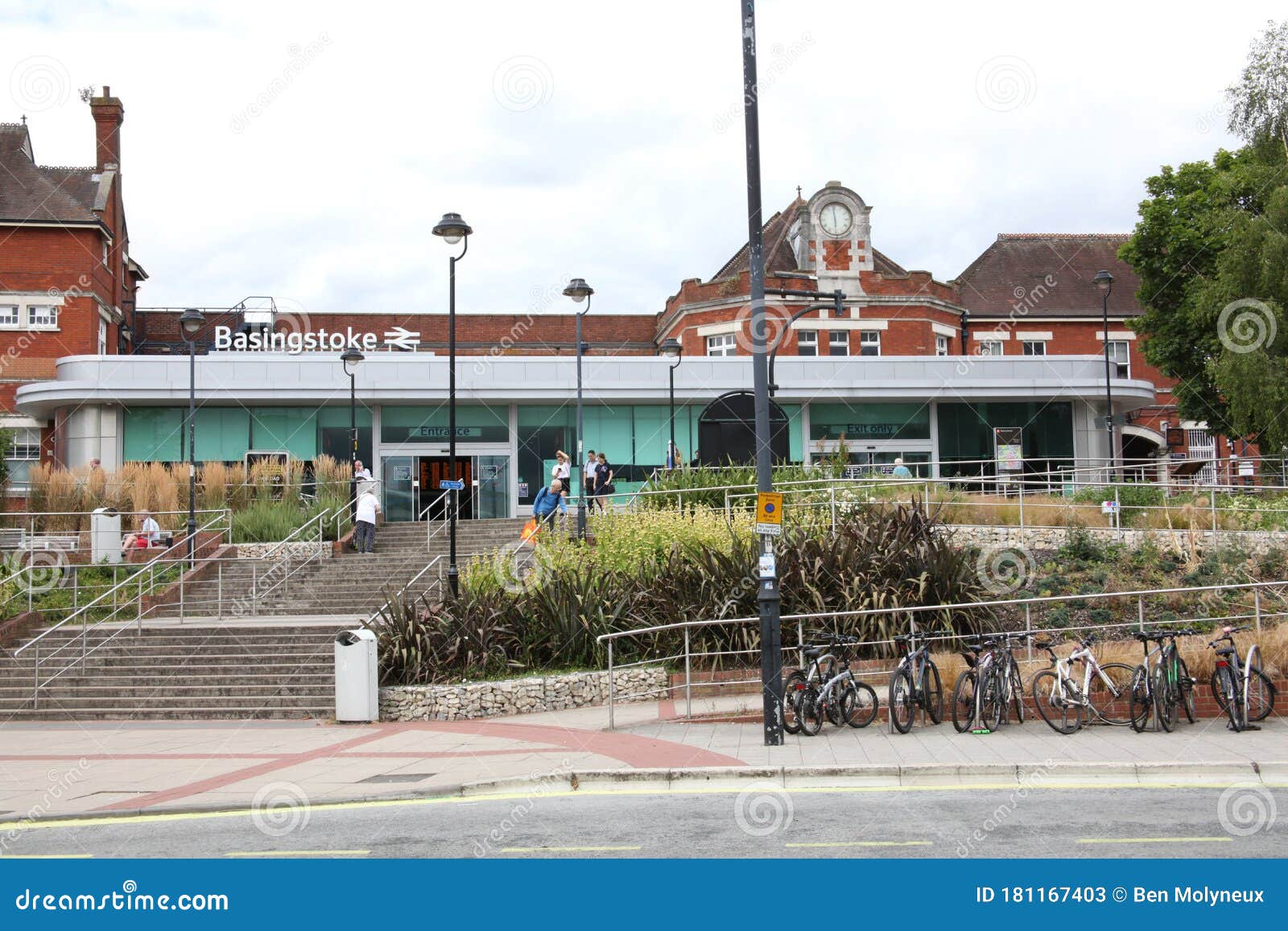 Basingstoke Train Station, Hampshire, UK Editorial Stock Photo - Image ...