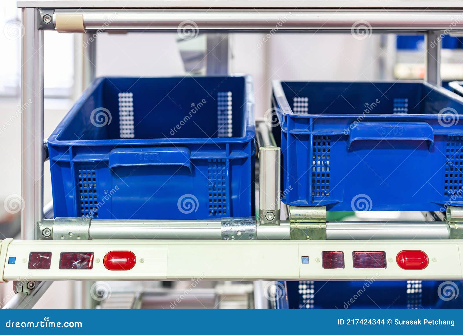 Basket or Plastic Box Container on Roller Rack or Aluminum Shelf with ...