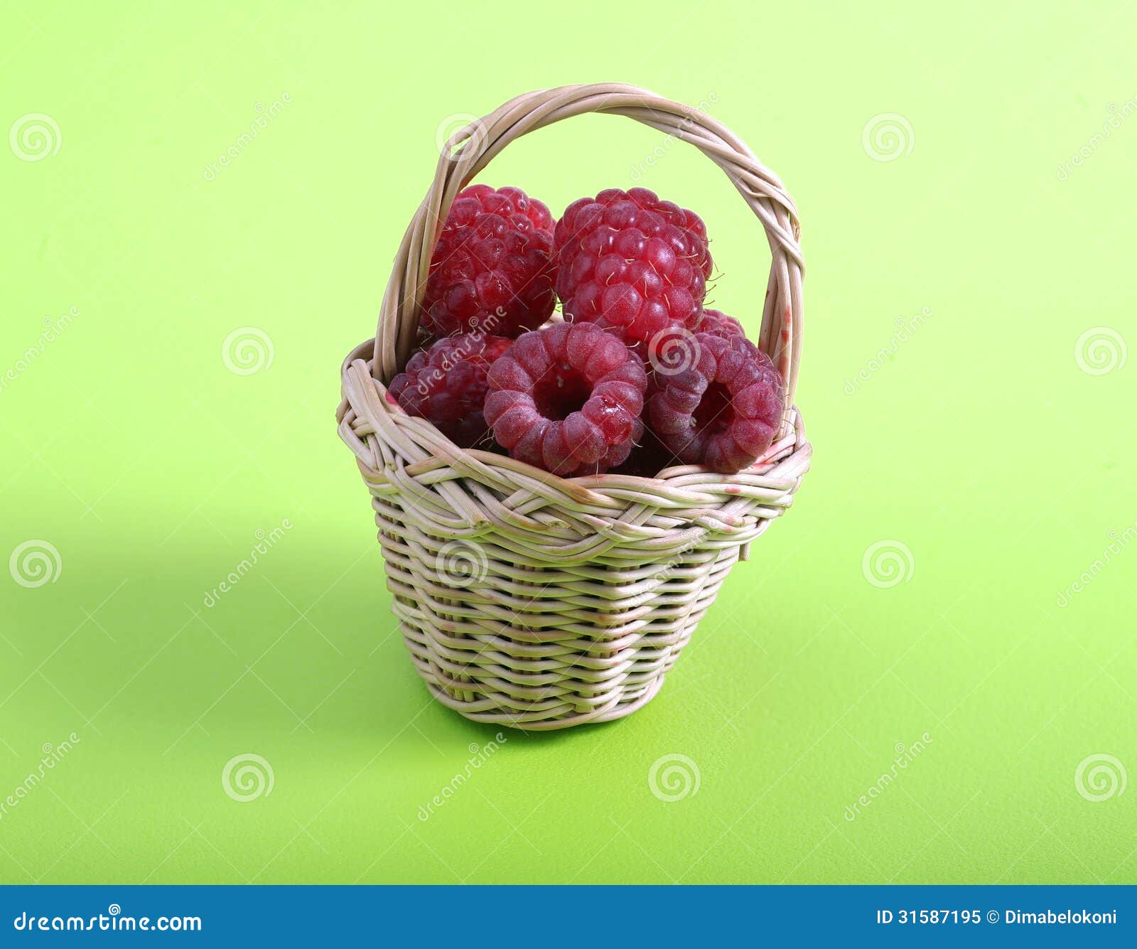Basket with a raspberry stock image. Image of fruit, wood - 31587195