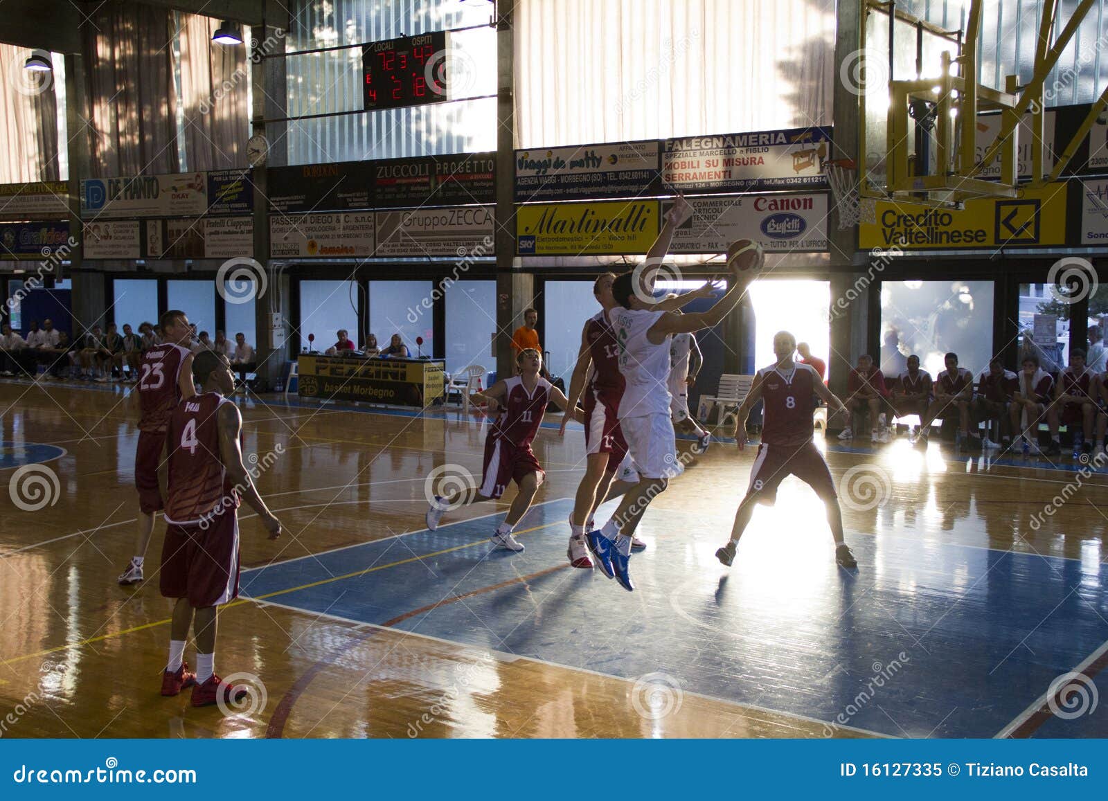 Basketball action editorial image. Image of samara, active - 16127335