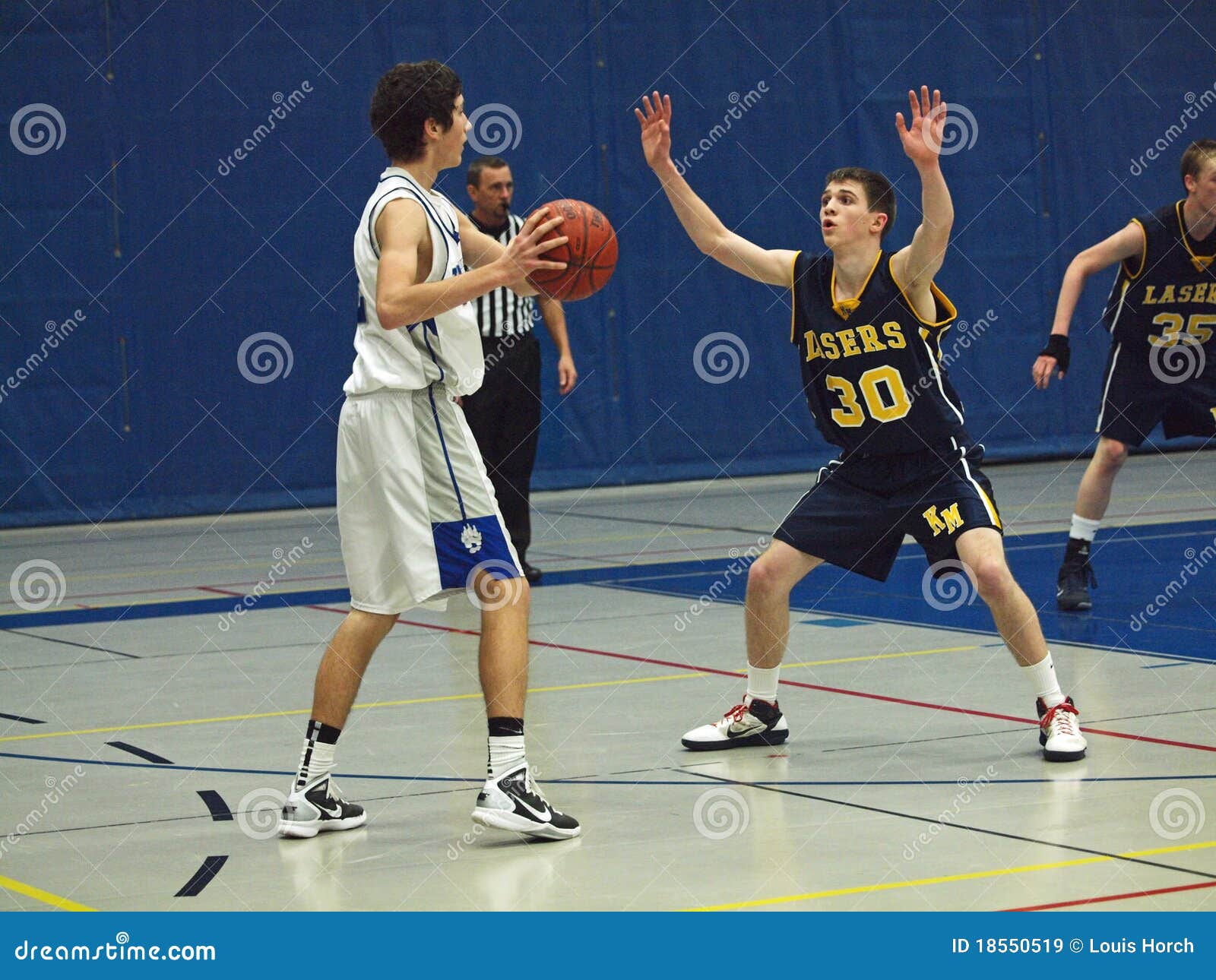 Basketball Action editorial stock image. Image of hoops - 18550519