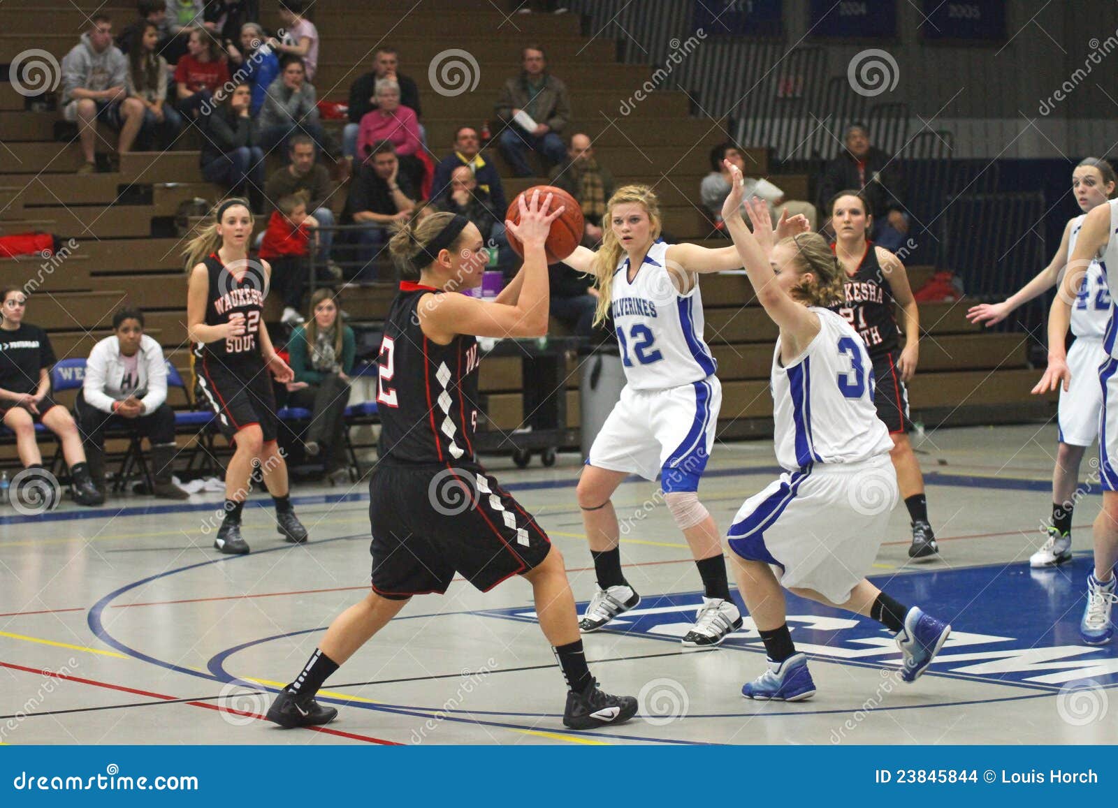 Basketball Action editorial stock image. Image of leap - 23845844