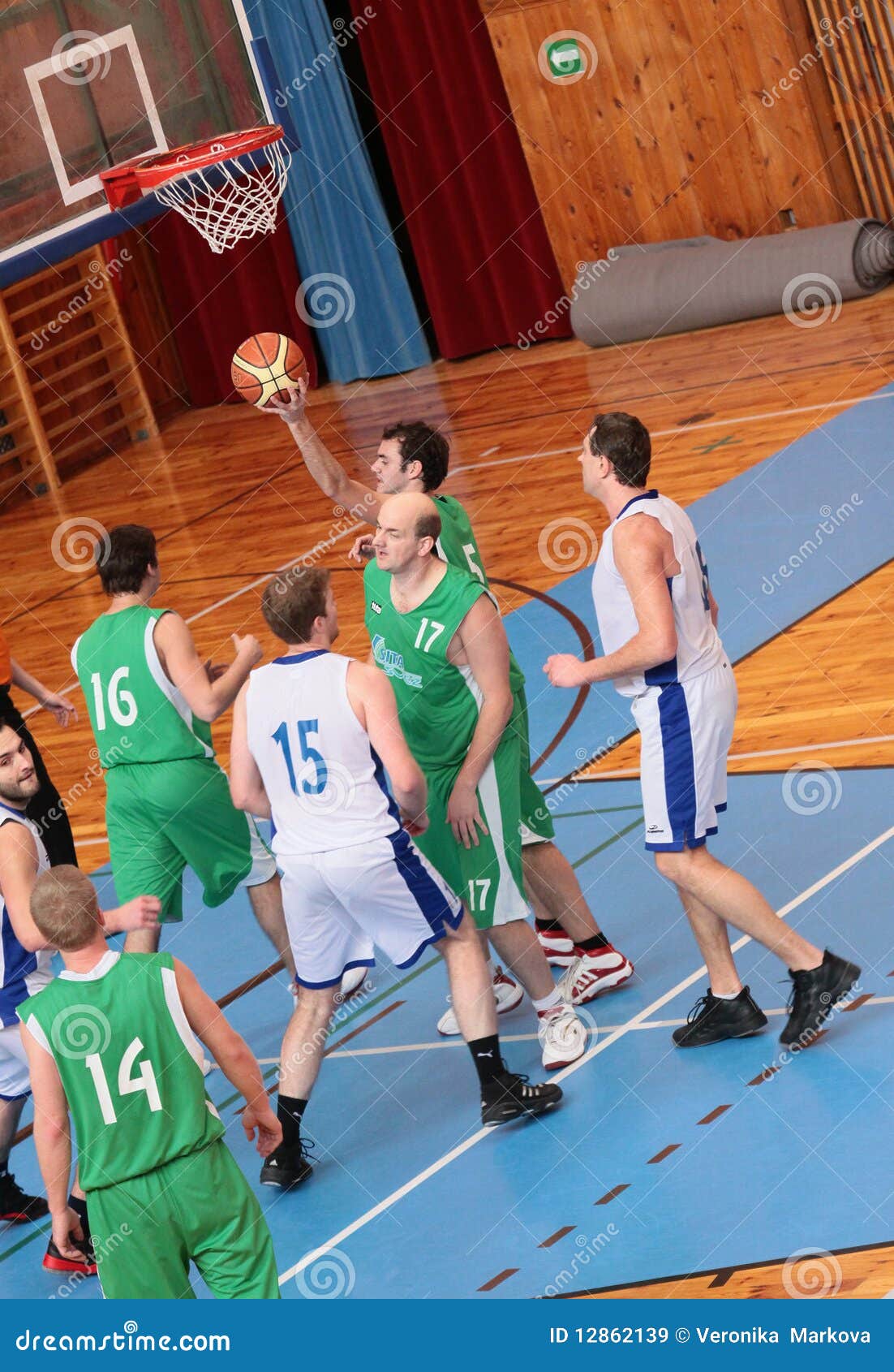 BASKETBALL MATCH editorial stock image. Image of jump - 12862139