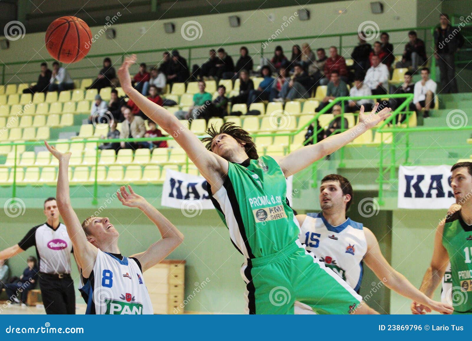 Basketball match editorial photo. Image of recreation - 23869796