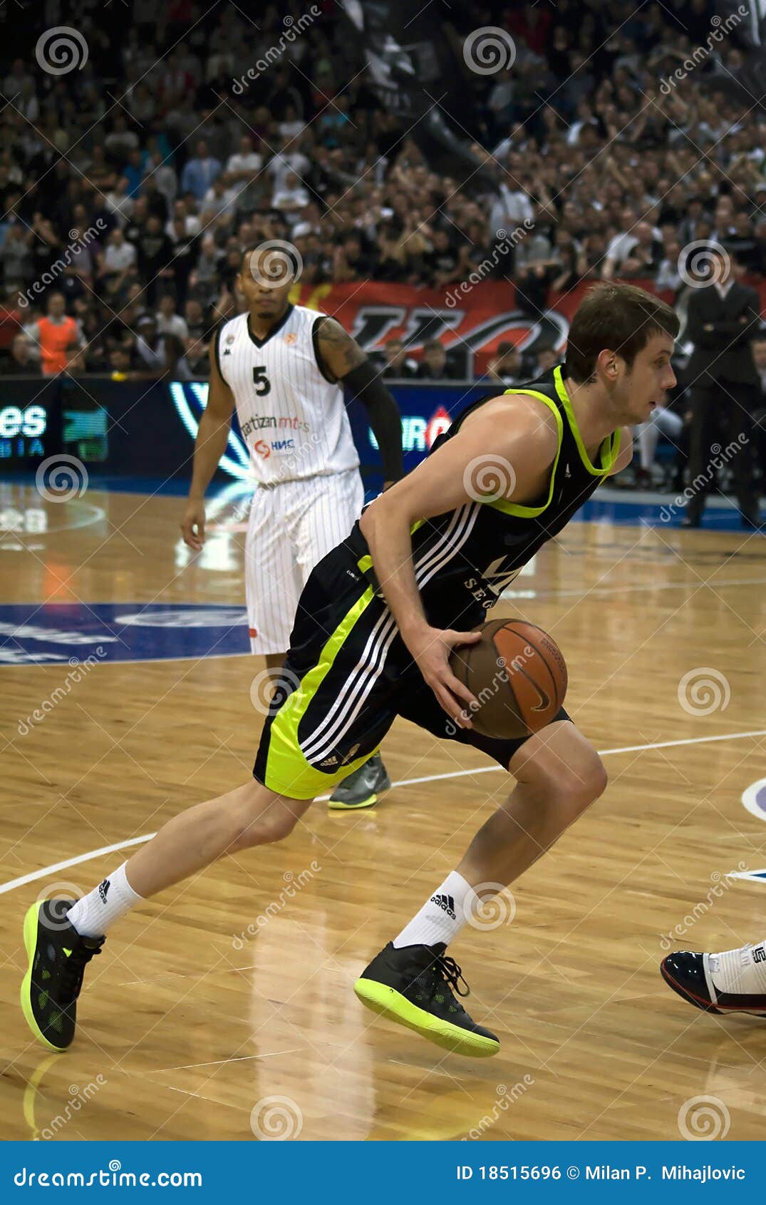 Basketball Player in the Attack Editorial Photo - Image of player ...
