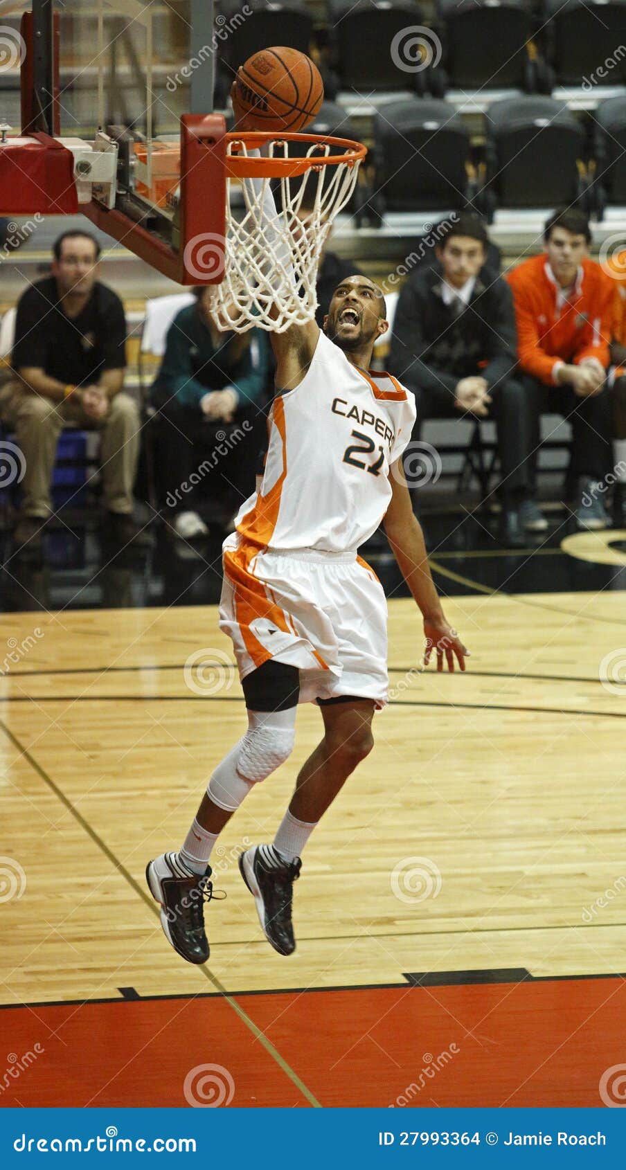 Basketball Player Dunk editorial stock image. Image of game - 27993364