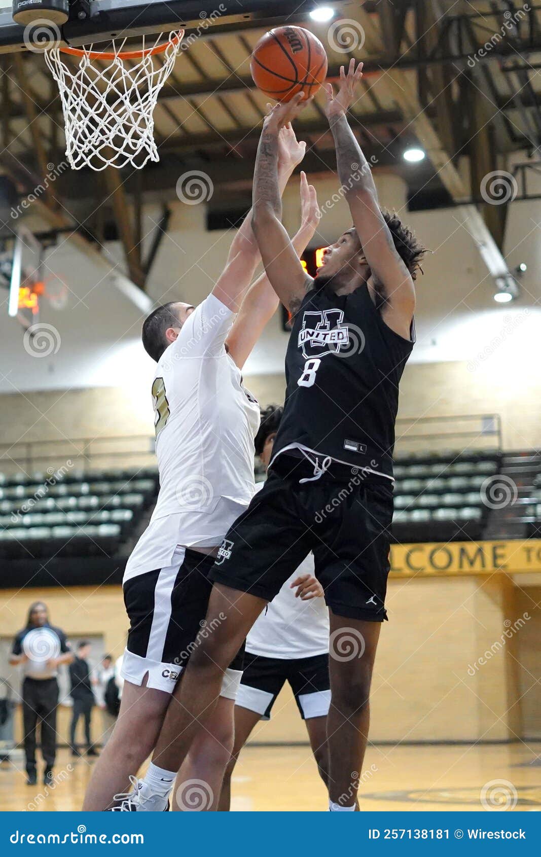 Basketball Player Dunking the Ball into the Hoop Editorial Photo ...