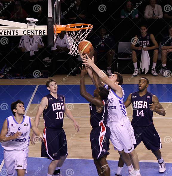 Basketball Player Rebounding Editorial Image - Image of basketball ...