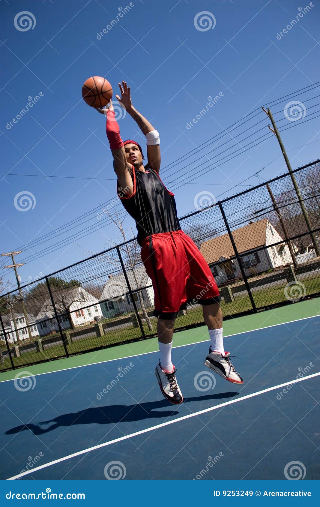 Basketball Player Shooting stock image. Image of player - 9253249