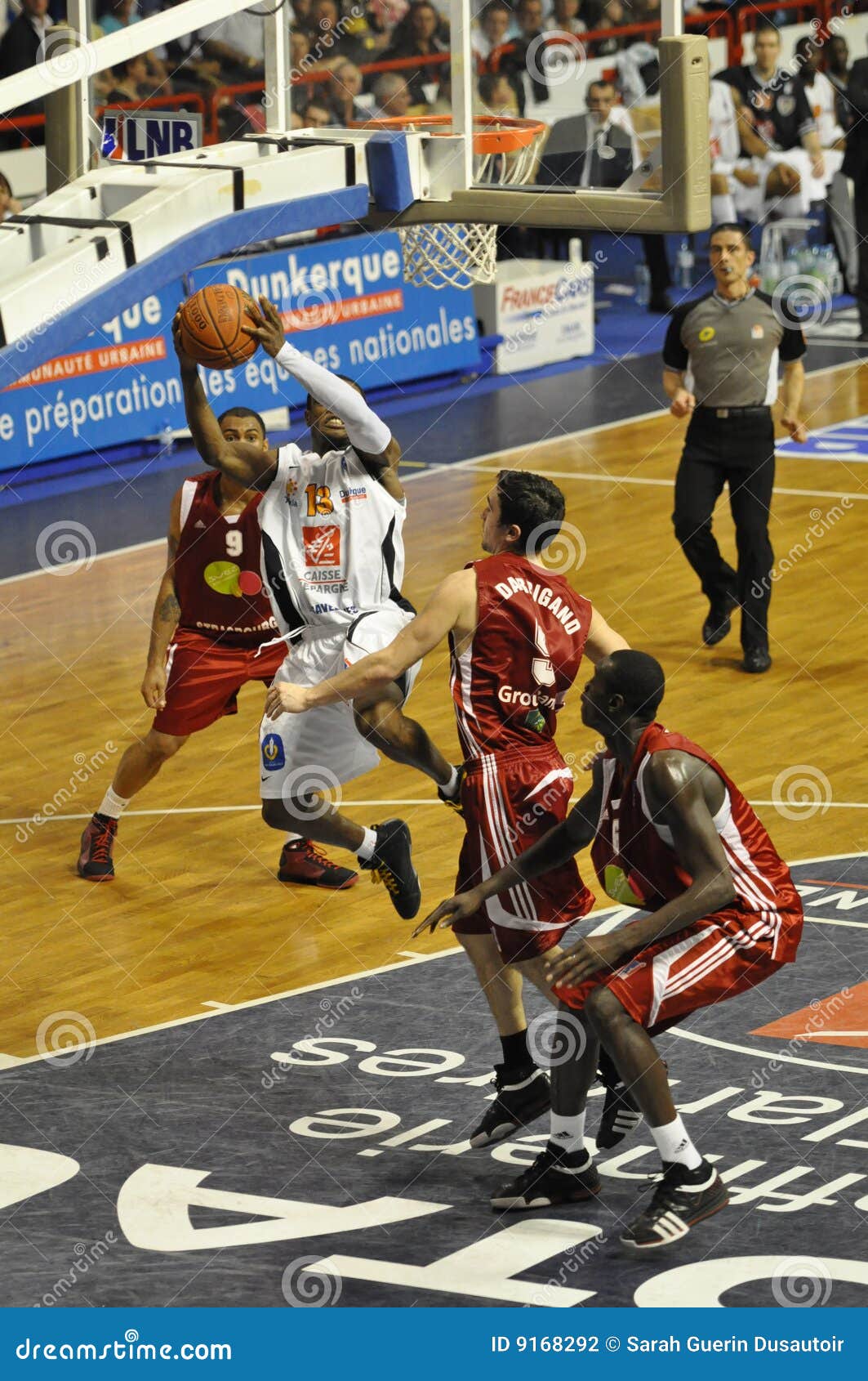 Basketball, Tony Skinn Shooting Editorial Photography - Image of ...