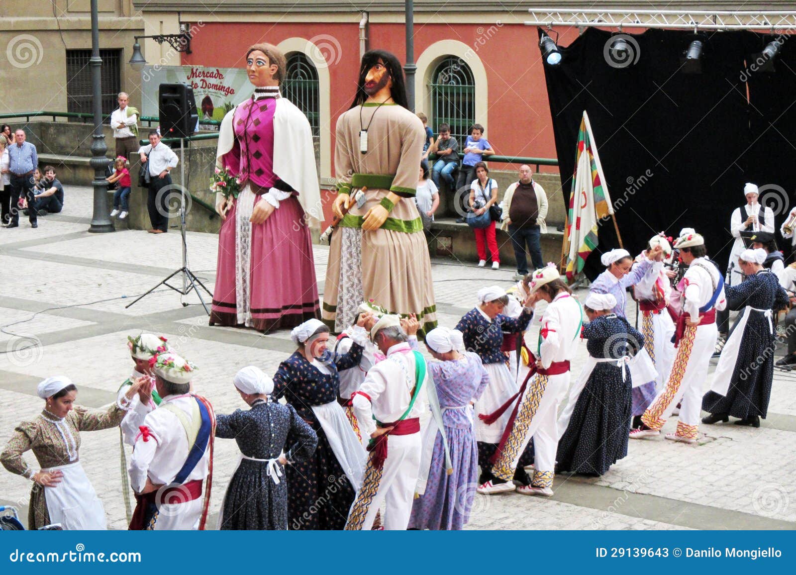 Basque dance editorial stock photo. Image of dancing - 29139643