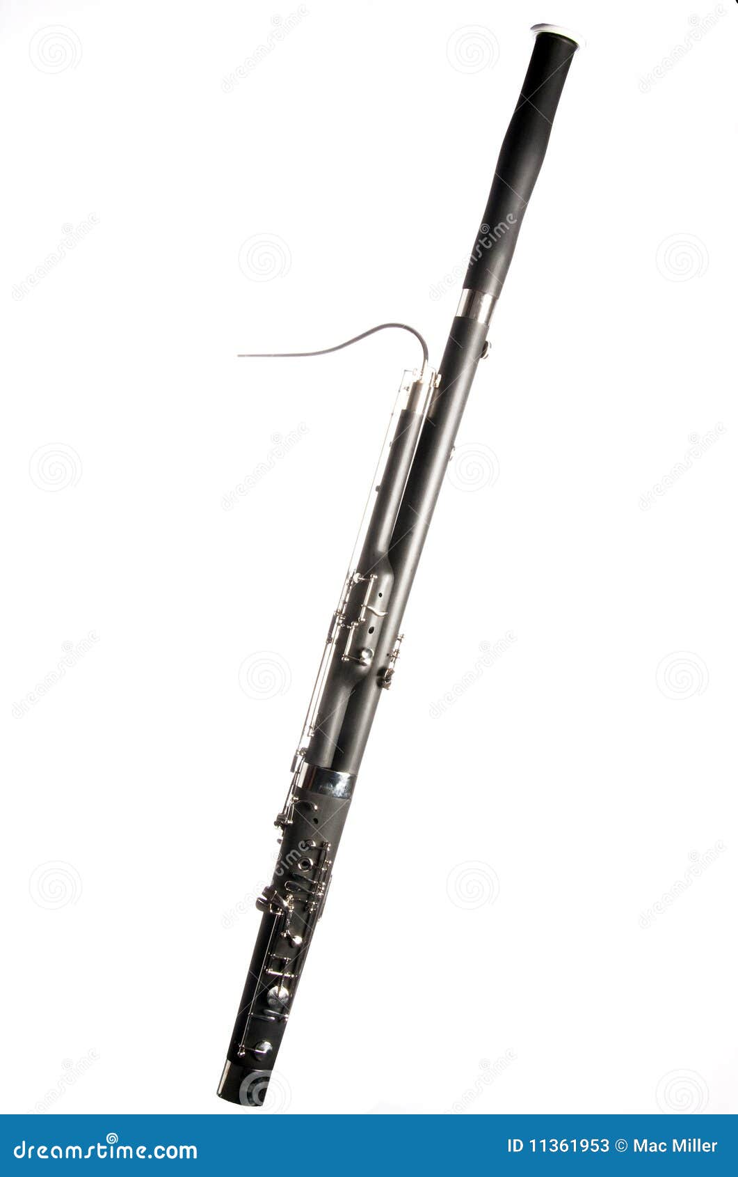 Bassoon aislado en blanco imagen de archivo. Imagen de formato - 11361953