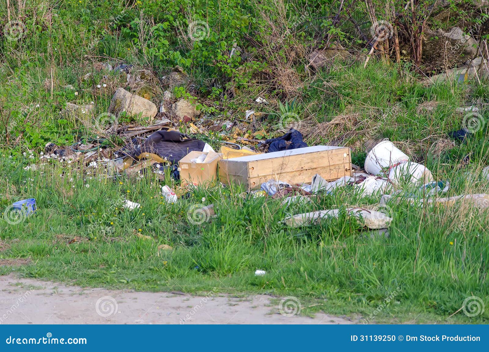 Basura foto de archivo. Imagen de problema, recicle, tierra - 31139250