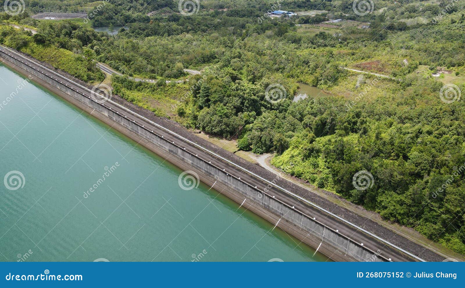 The Batang Ai Dam of Sarawak Stock Photo - Image of hydroelectric ...