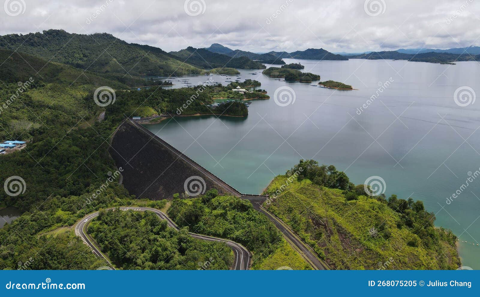The Batang Ai Dam of Sarawak Stock Image - Image of nature, mist: 268075205