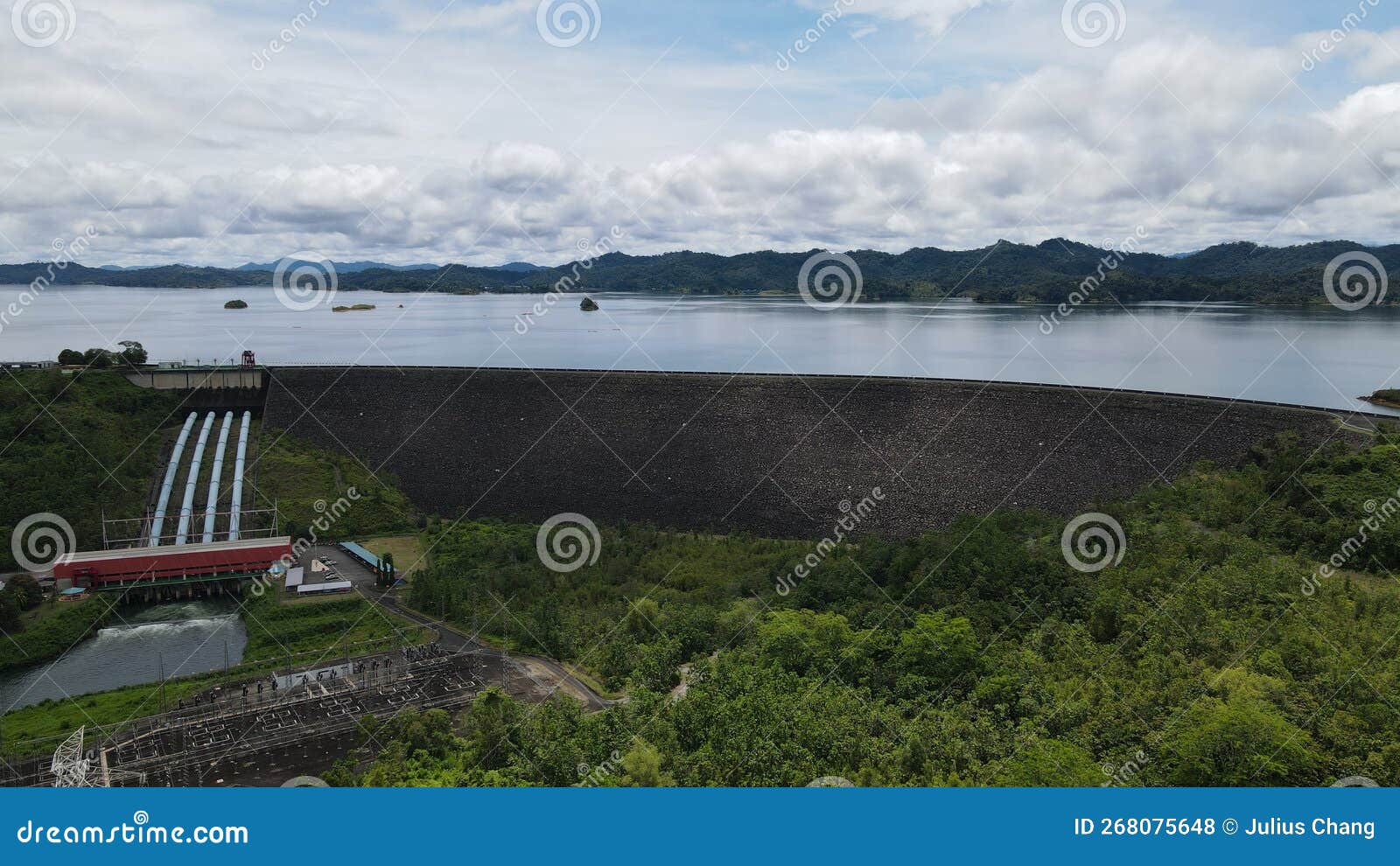 The Batang Ai Dam of Sarawak Stock Photo - Image of fish, cloud: 268075648