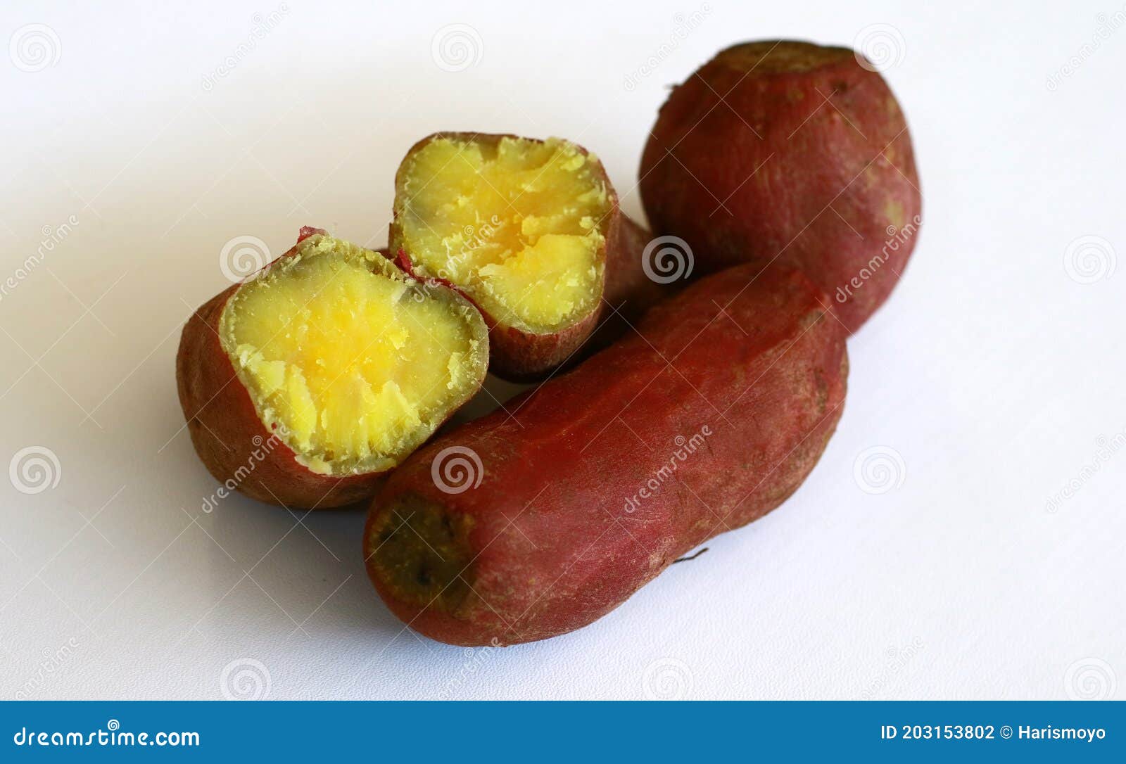 Batata japonesa hervida foto de archivo. Imagen de regular - 203153802