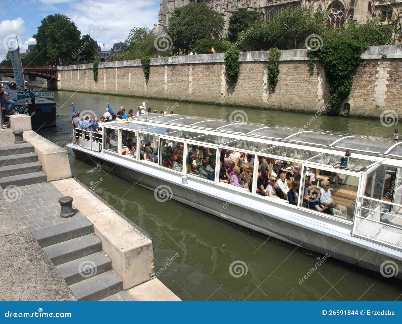 Bateau bus editorial stock image. Image of bateau, river - 26591844