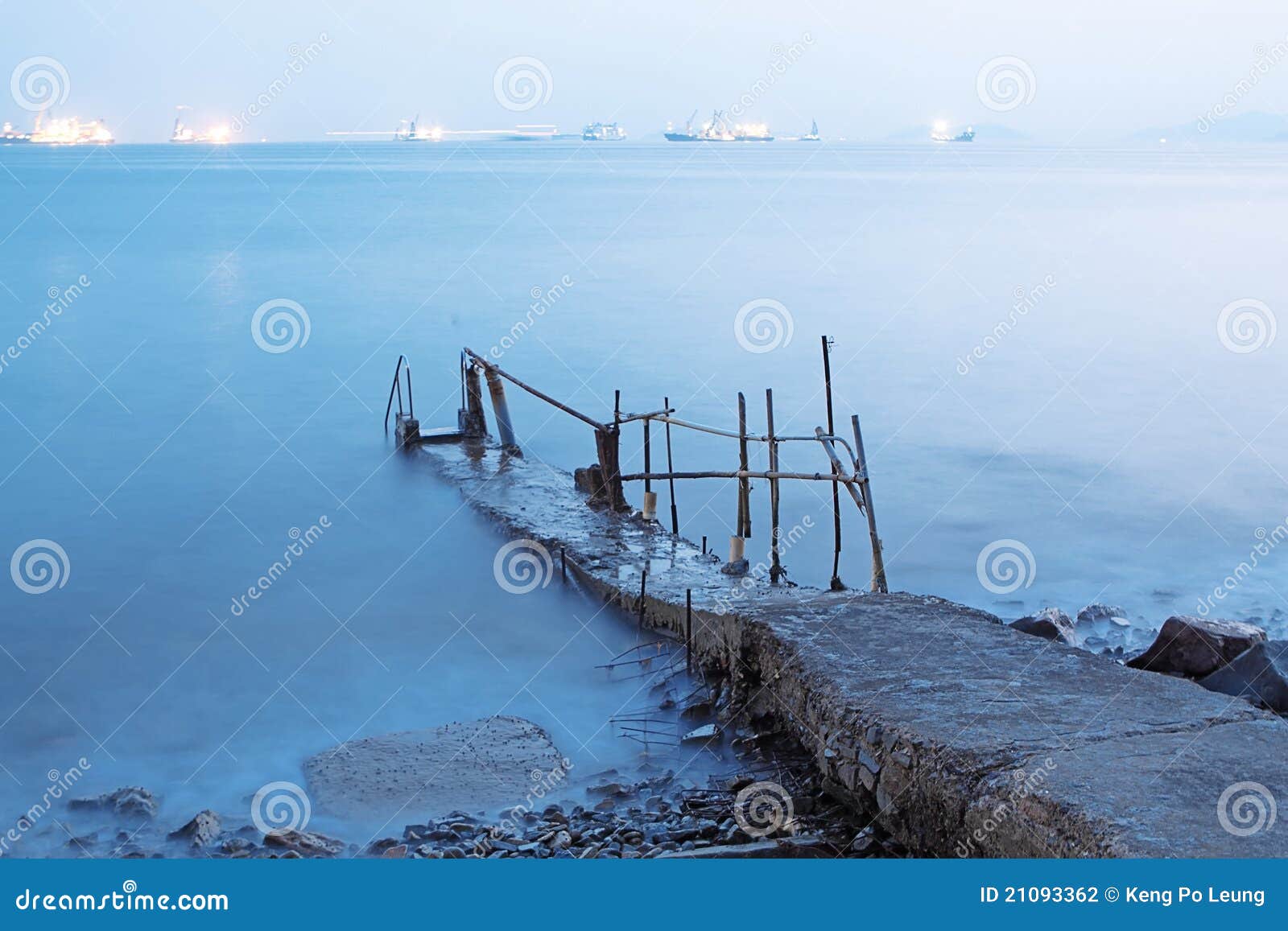 Bathing pavilion stock photo. Image of beach, line, bridge - 21093362