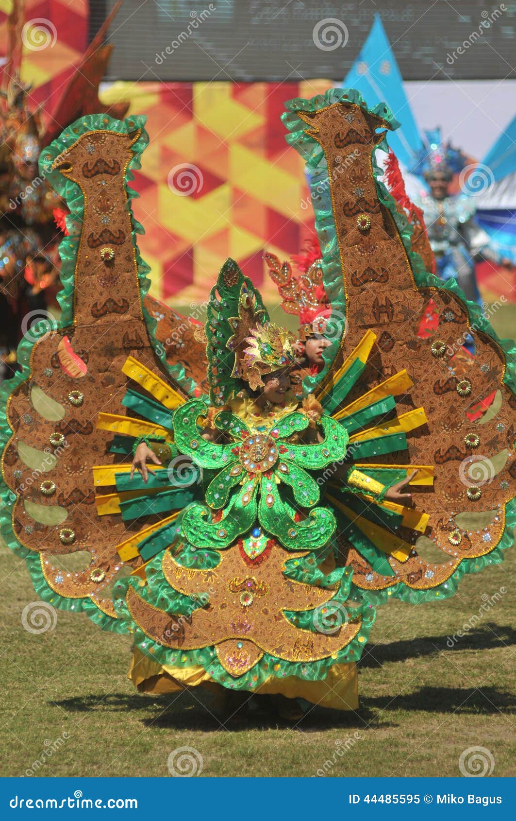 Batik Costume editorial image. Image of participants - 44485595