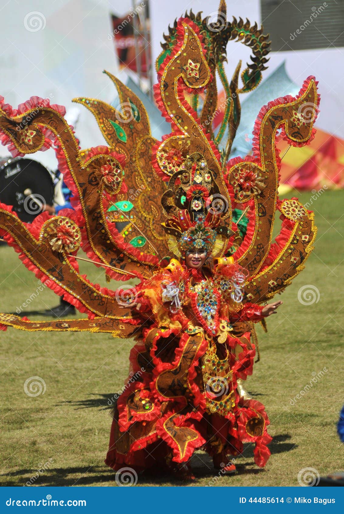 Batik Costume editorial stock image. Image of participants - 44485614