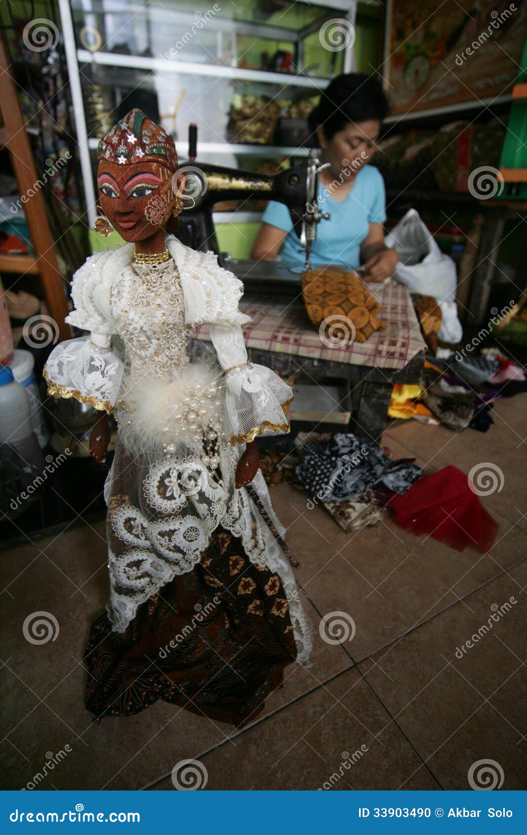 Batik doll editorial image. Image of toys, indonesia - 33903490
