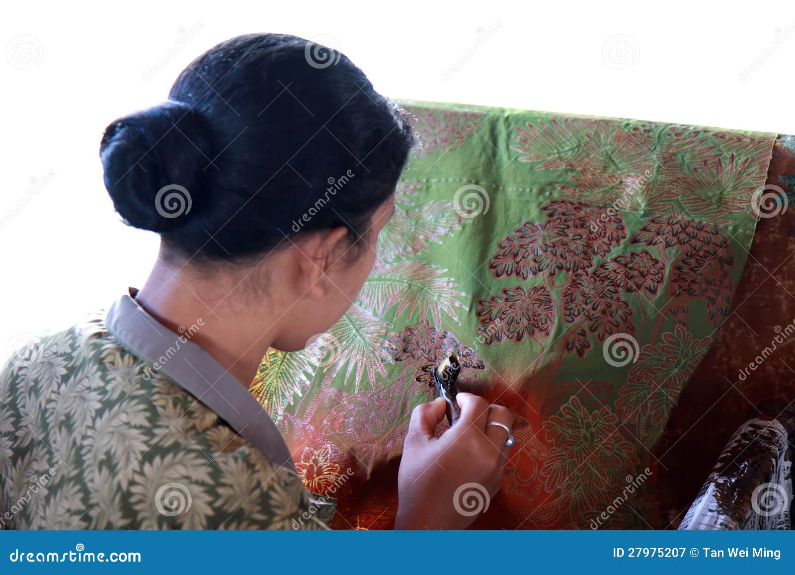 Batik Making editorial photography. Image of labor, asia - 27975207