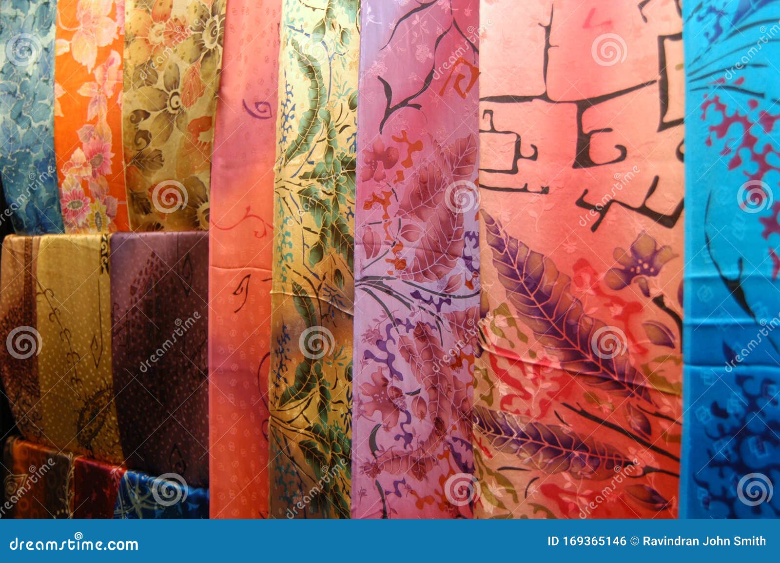 Batik editorial photo. Image of borneo, branch, dots - 169365146