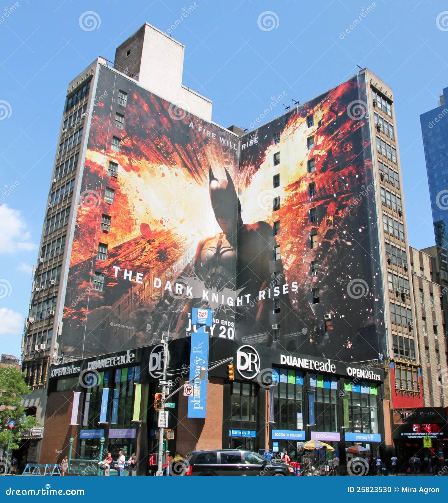 Batman the Dark Knight Rises Editorial Image - Image of building ...