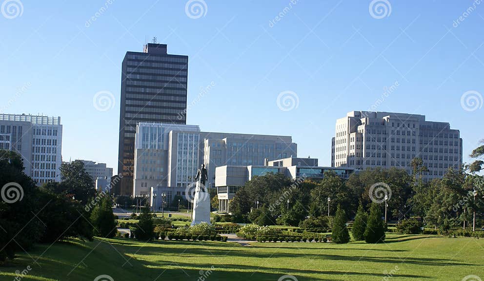 Baton Rouge Skyline stock image. Image of statue, rouge - 21672873