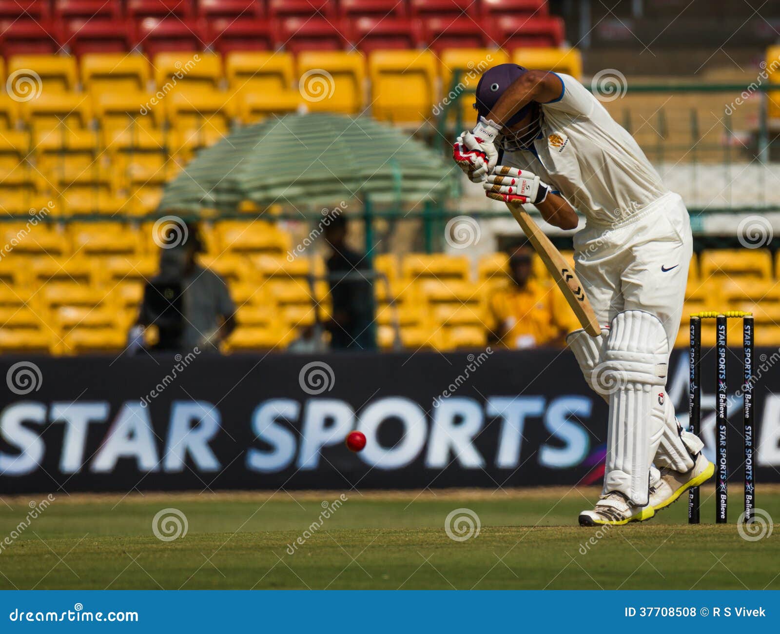 Batsman back foot editorial stock photo. Image of batting - 37708508