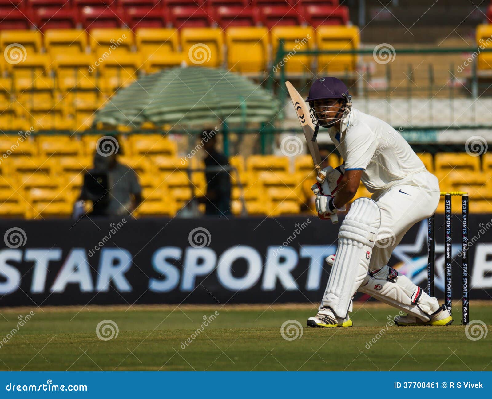 Batsman front foot editorial photo. Image of front, stumps - 37708461