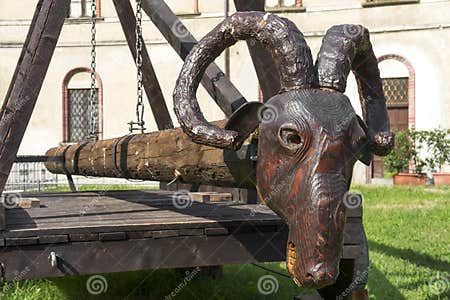 Battering Ram stock image. Image of target, history, fight - 26878301