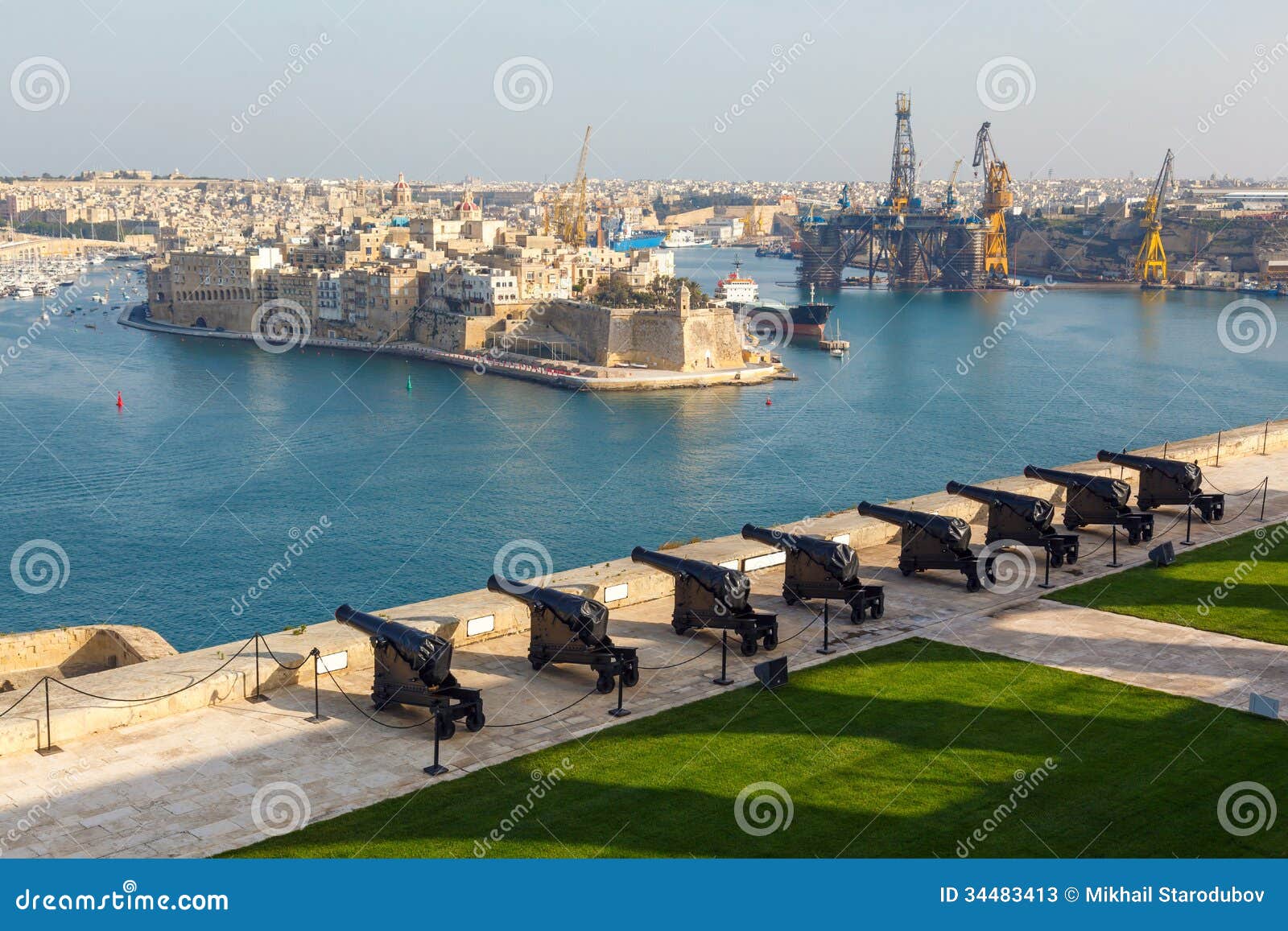 Battery and Grand Harbor of Valletta Stock Image - Image of capital ...