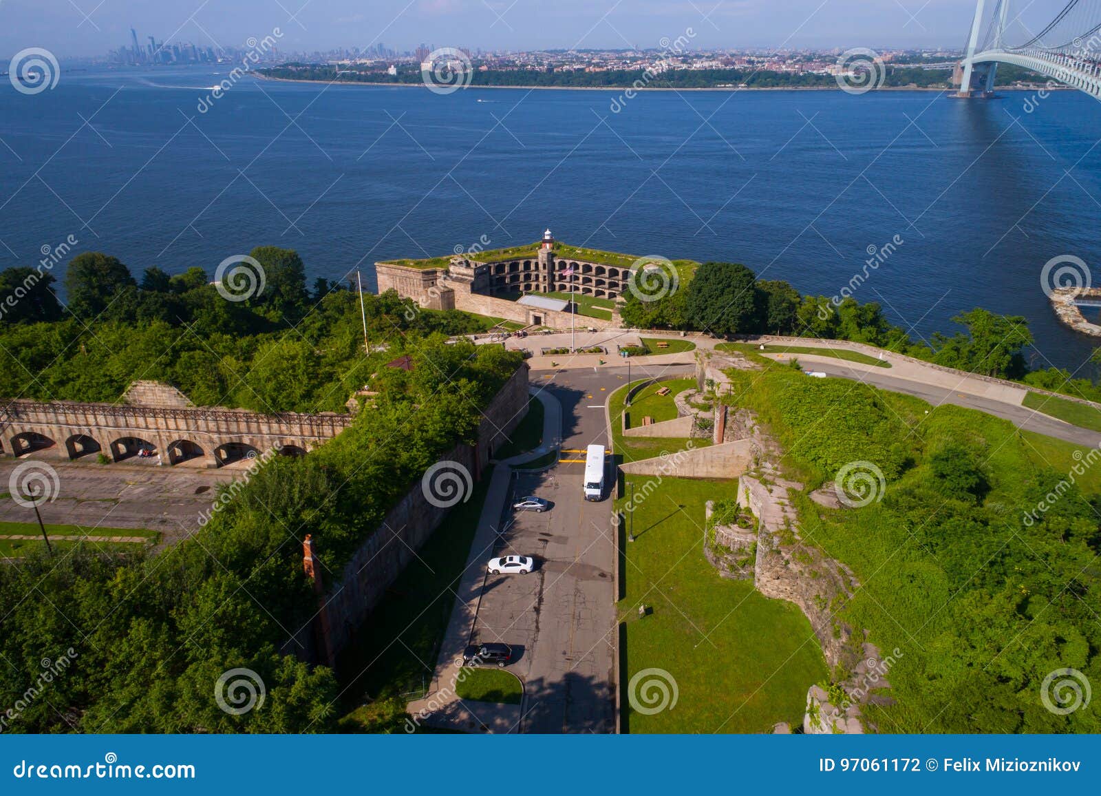 Battery Weed At The Historic Fort Wadsworth Stock Photography ...
