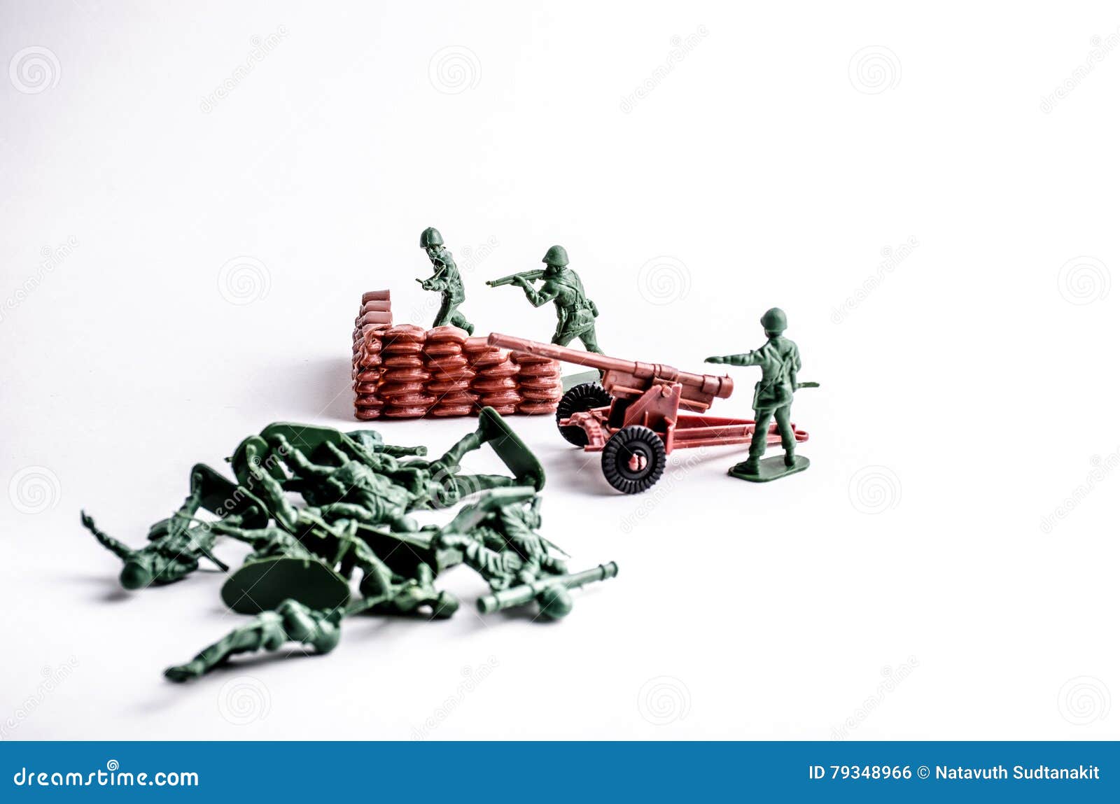 Battle of Mini Toy Soldiers Stock Photo - Image of white, figure: 79348966