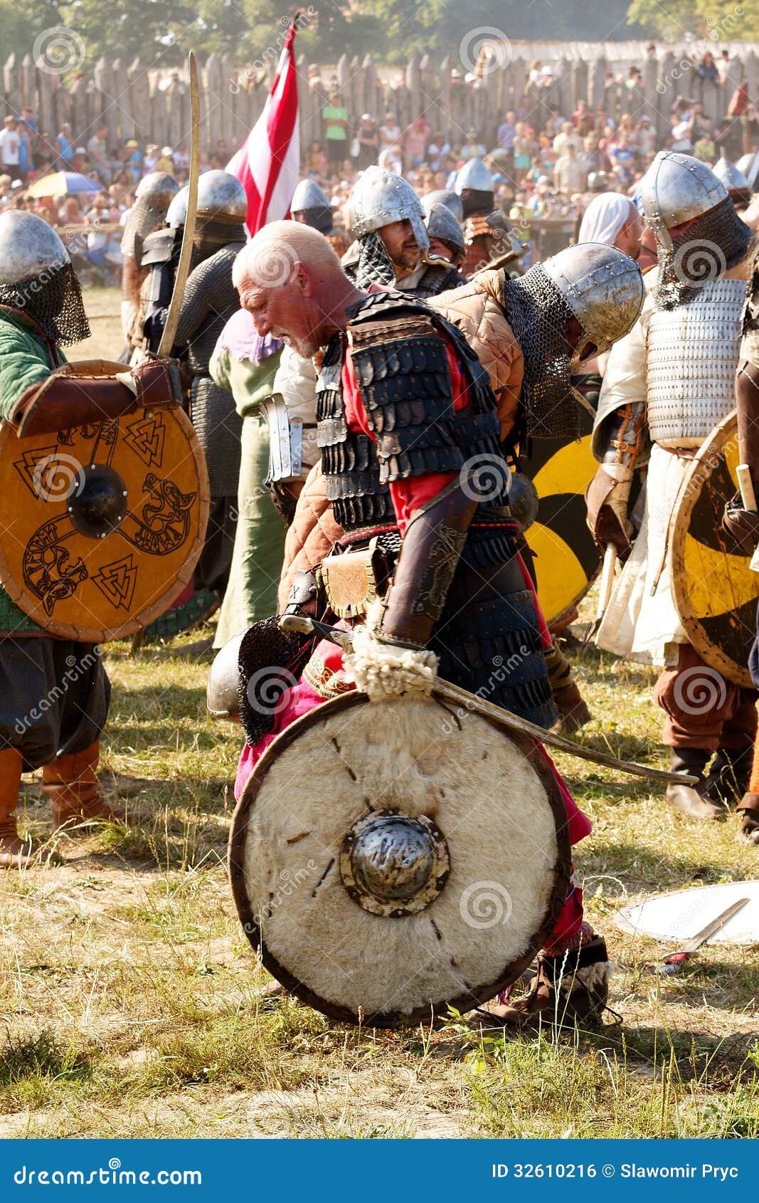 Battle of Slavs and Vikings Editorial Photo - Image of back, team: 32610216