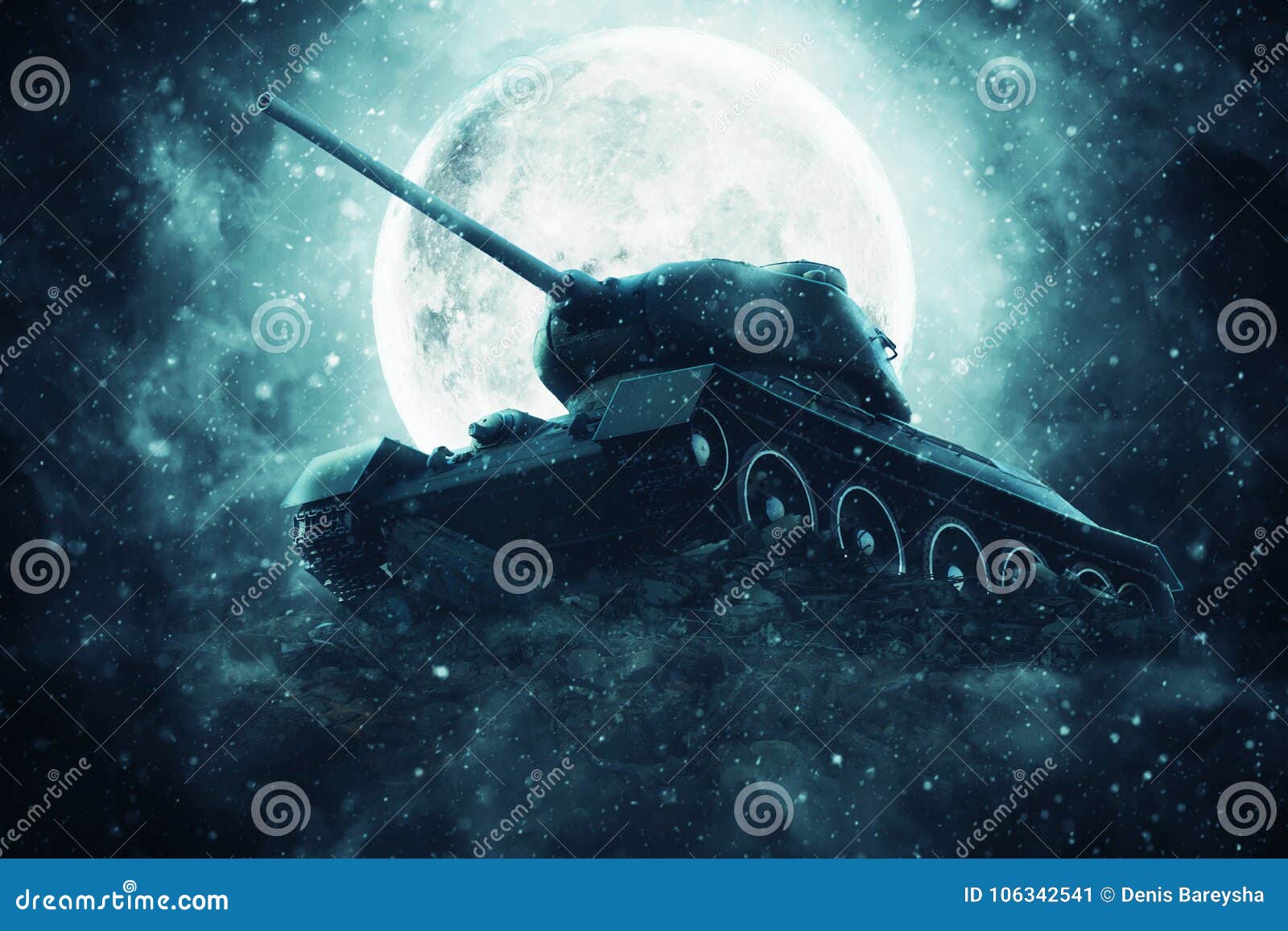 Battle Tank in the Light of the Full Moon Stock Image - Image of battle ...