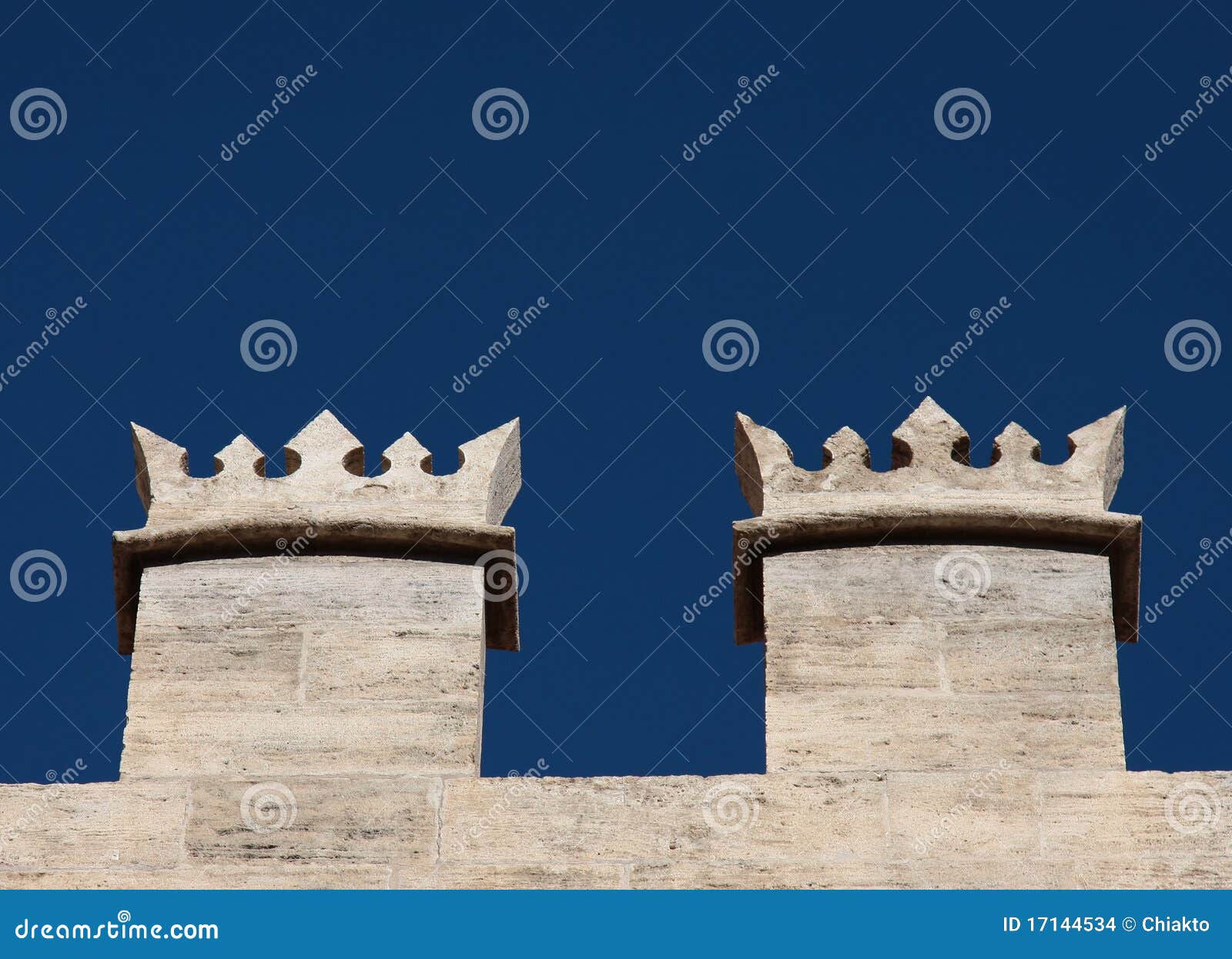 Battlement of a castle stock photo. Image of stone, defense - 17144534