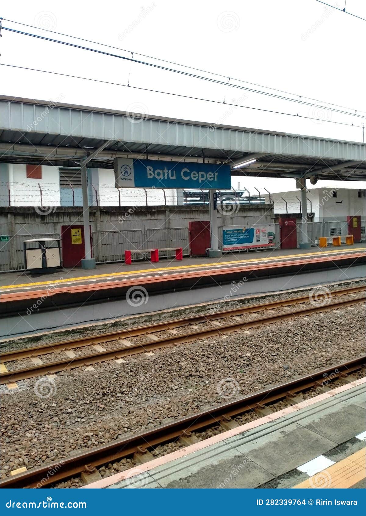 Batu Ceper Train Station, Tangerang Editorial Stock Image - Image of ...