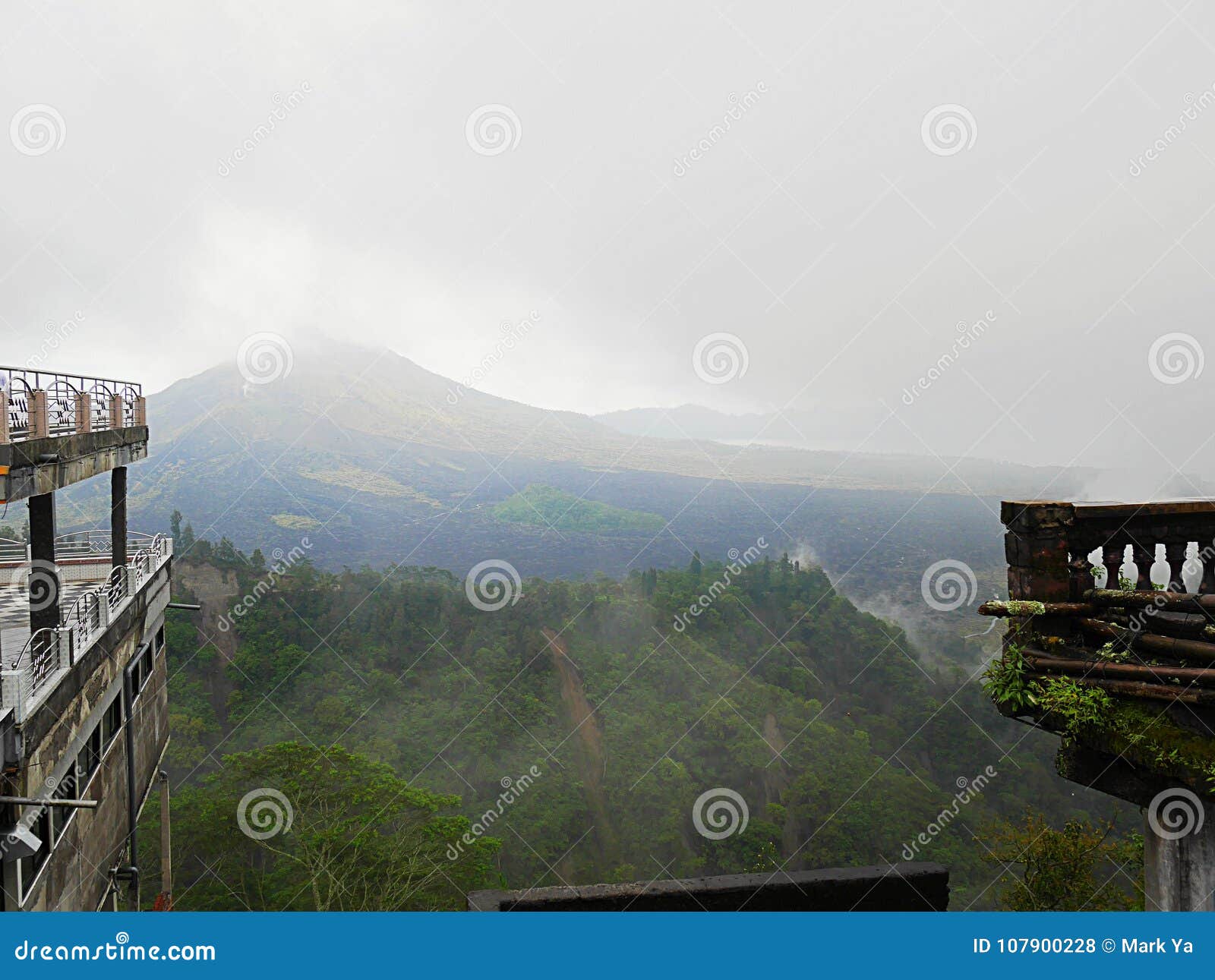Batur-Vulkan in Bali stockfoto. Bild von schön, bali - 107900228