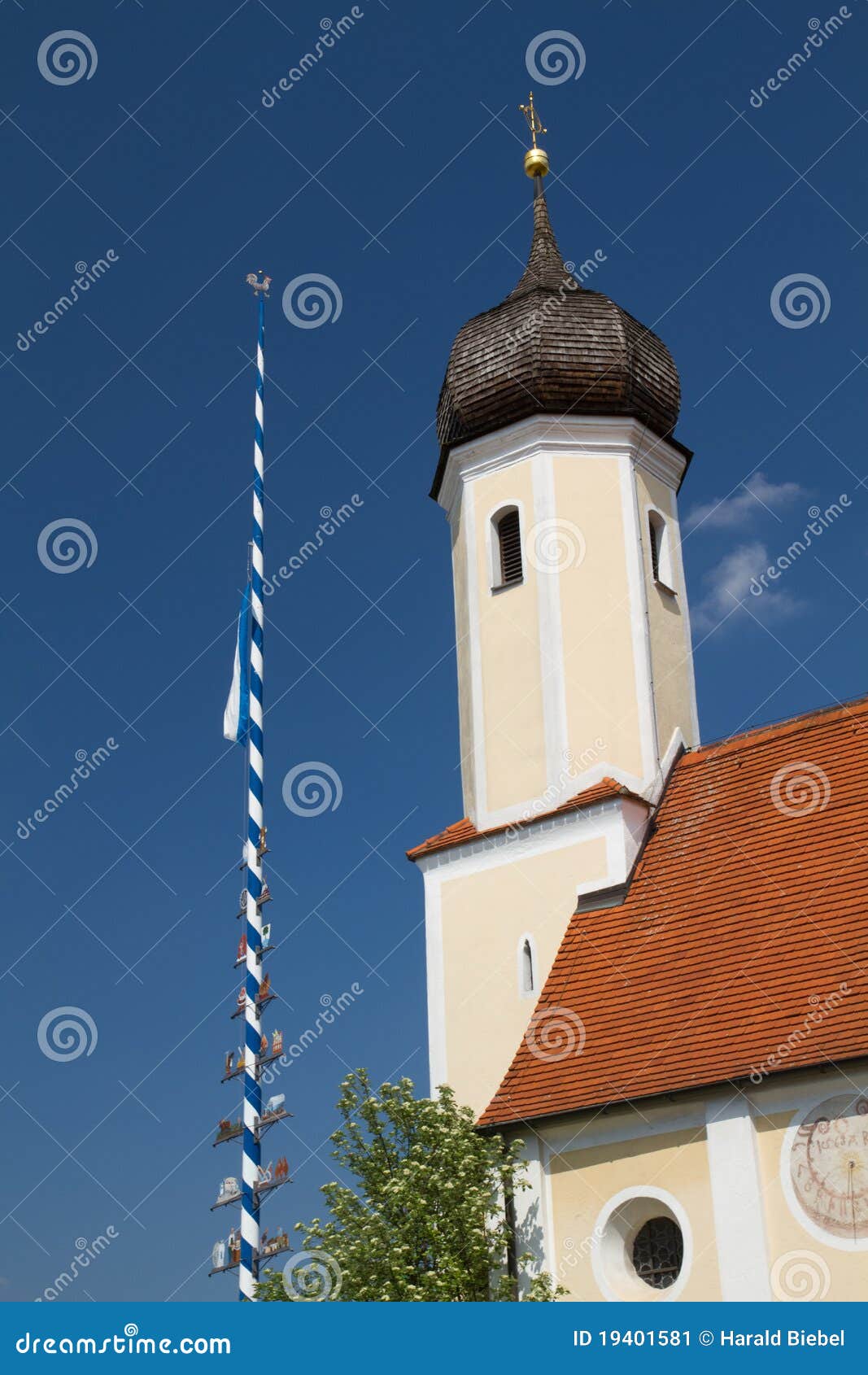 Bavarian Maypole with Church Stock Image - Image of tree, public: 19401581