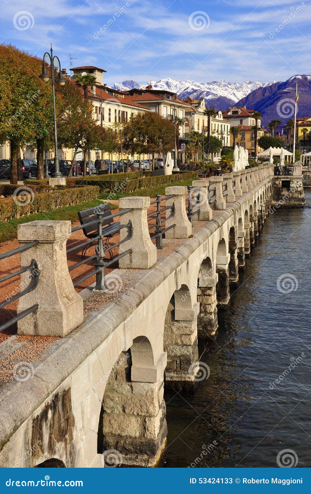 Baveno, Lago Maggiore imagen de archivo. Imagen de paseo - 53424133