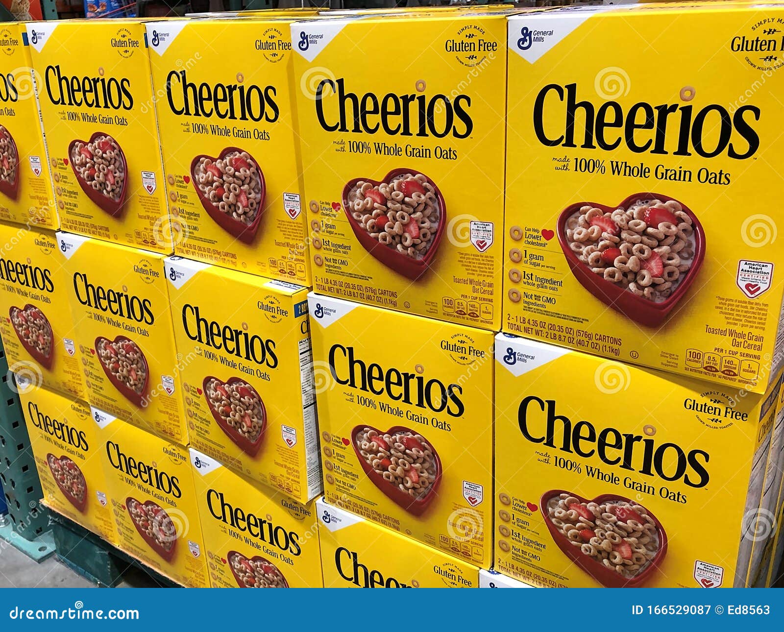 BAXTER, MN - 8 DEC 2019: Cheerios Cereal Boxes on Display in a Store ...